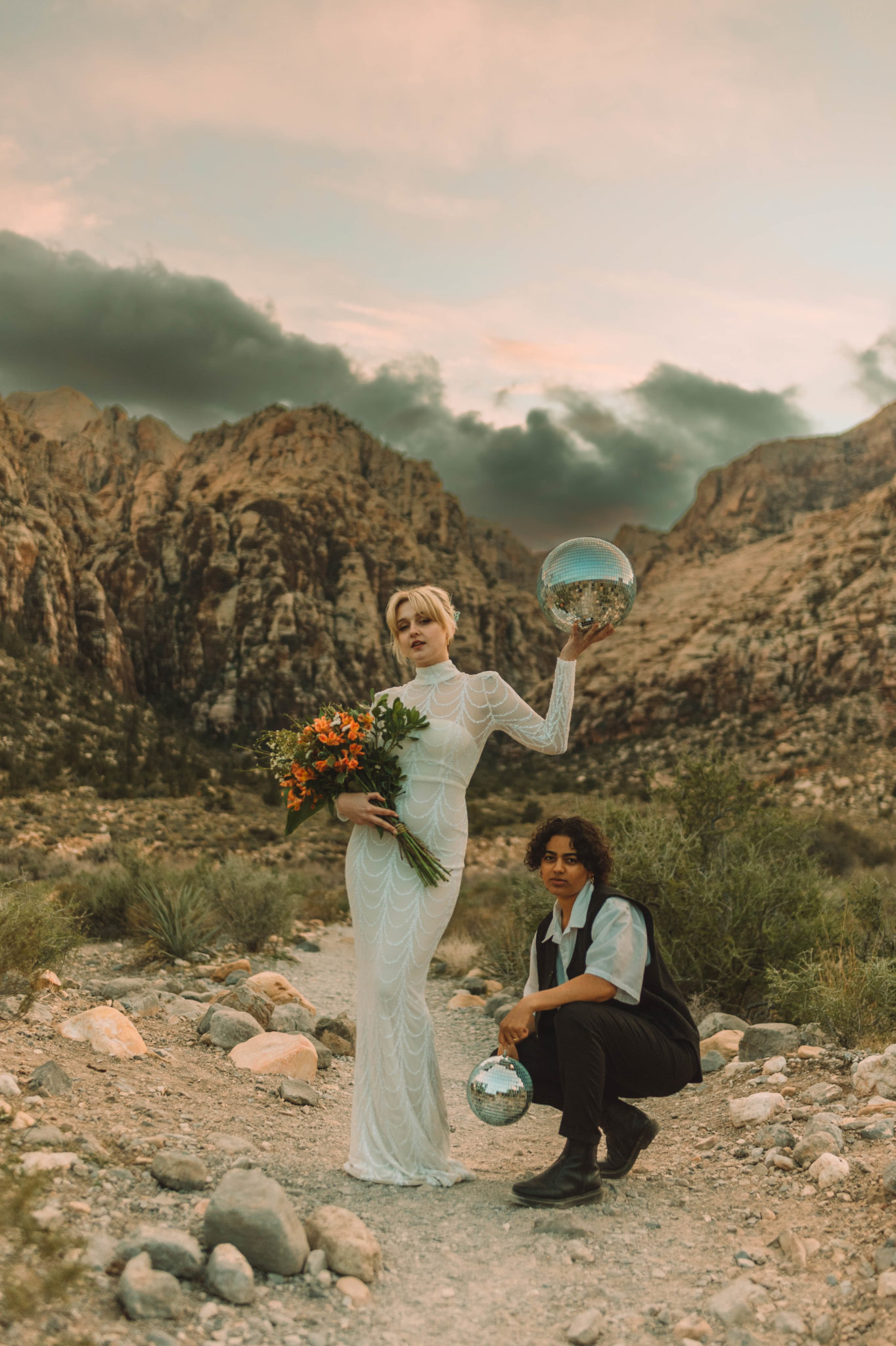 joh + jo — funky desert elopement | rachelnphotography.com