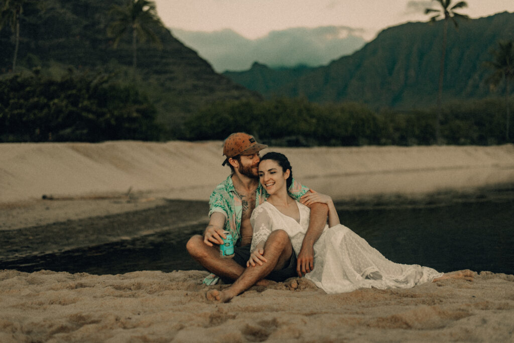 intimate beach engagement, mākaha beach, o’ahu, hawaii — sarah & kyle ...